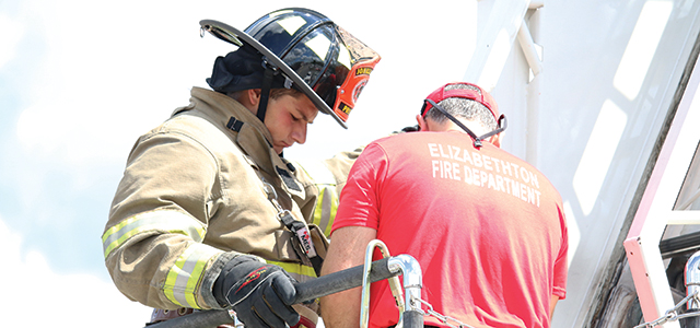 Future firefighters go through training with EFD - www.elizabethton.com ...