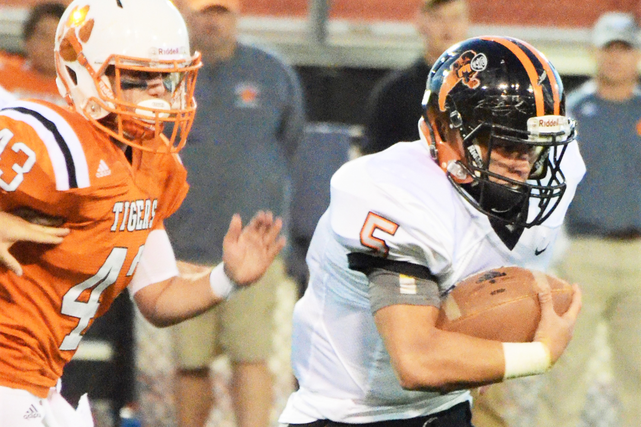 Cyclones tame Tigers with big first half, 47-7 - www.elizabethton.com ...