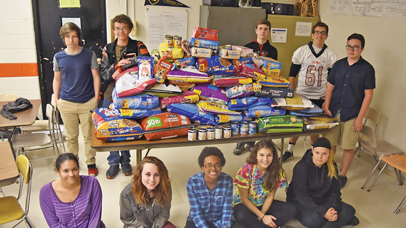 Elizabethton High School students give back to animals | Elizabethton Star