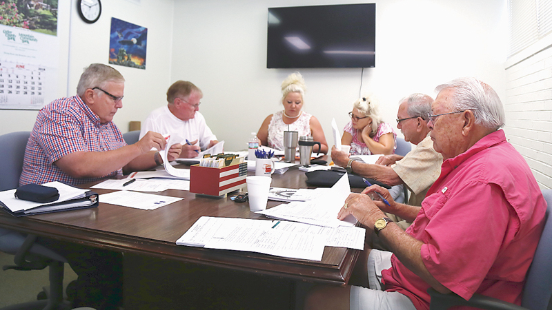 County Election Commission discusses write-in campaigns | Elizabethton Star