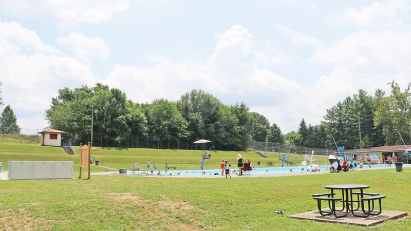 Parks & Rec plans larger Labor Day event at Franklin Pool ...