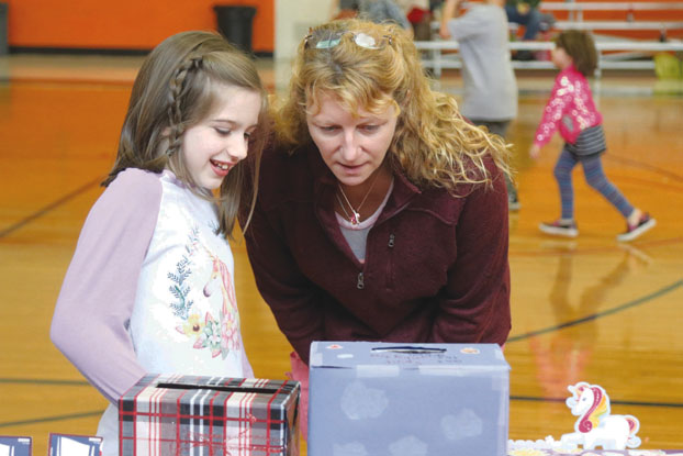 Dozens of children exchange valentines at Parks and Rec - www ...