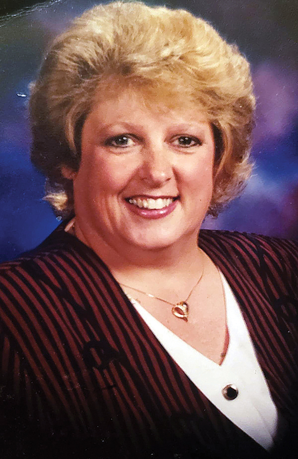 Janet Marie Holtsclaw | Elizabethton Star Janet Marie Holtsclaw | Elizabethton Star