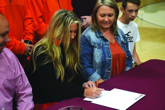 Shoun signs with Milligan University - www.elizabethton.com | www ...