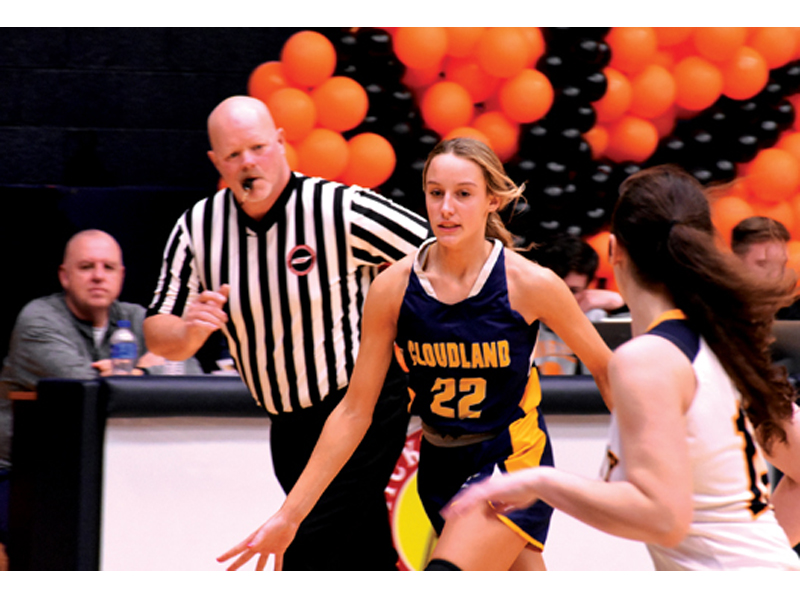Lady Highlanders roll over U-H while 'Landers fall hard - www ...