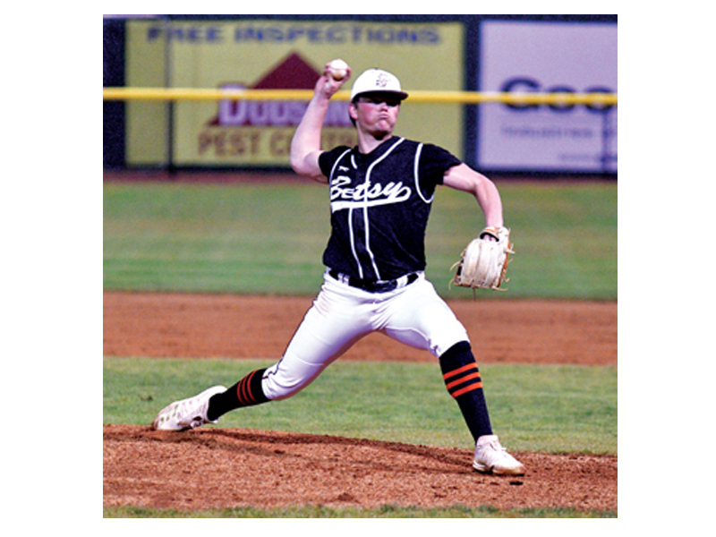 Cyclones continue hot streak with win over Morristown West ...