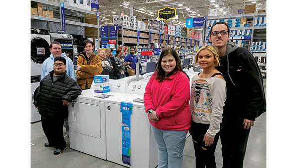 Christmas comes early for EHS SPED class | Elizabethton Star