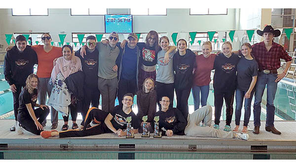 Cyclones swimmers sweeps The Little’s Meet | Elizabethton Star