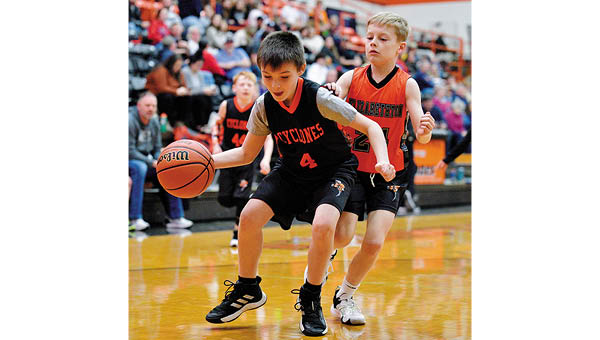 EHS Cadet basketball entertains crowd during halftime | Elizabethton Star