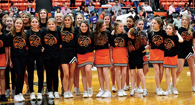 Jr. Cyclone cheerleaders take the floor - www.elizabethton.com | www ...