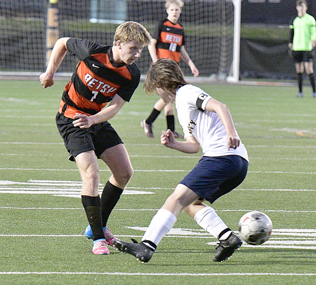 Cyclones hold fort on 2-nil win over Bucs on pitch | Elizabethton Star