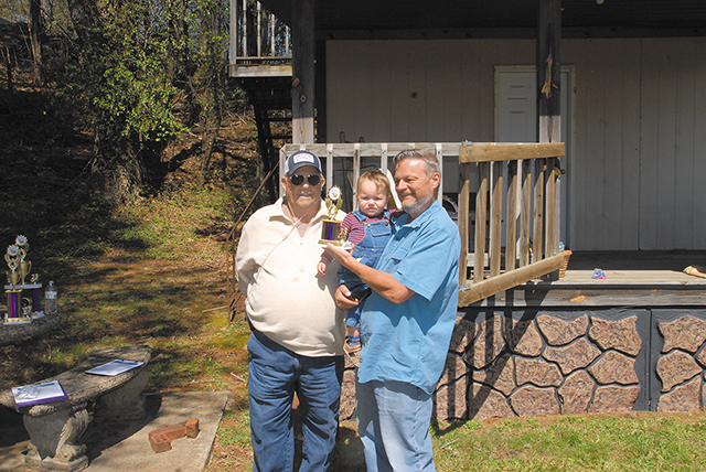 Matthew Peters wins Peters Hollow Egg Fight, sister Laura Baird is ...