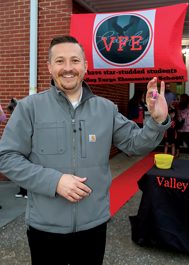 Valley Forge students walk red carpet before testing | Elizabethton Star