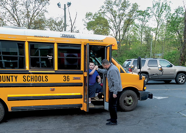 Valley Forge students walk red carpet before testing | Elizabethton Star