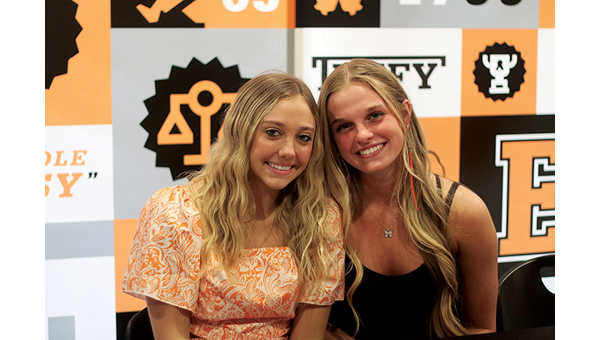 Sisters on the hardwood, Lane and Lyon will play at the next level ...