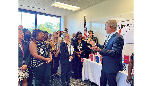 Governor Lee visits DCS Staff in recognition of Child Welfare Worker ...