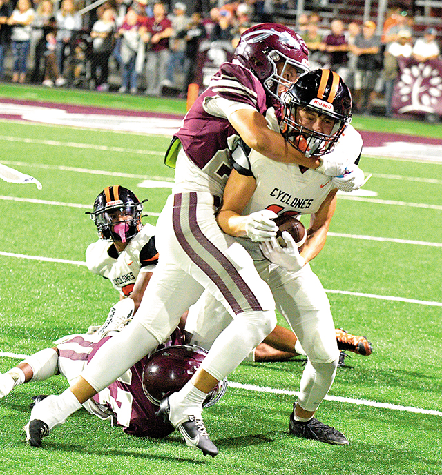 Cyclones win defensive battle over Indians | Elizabethton Star