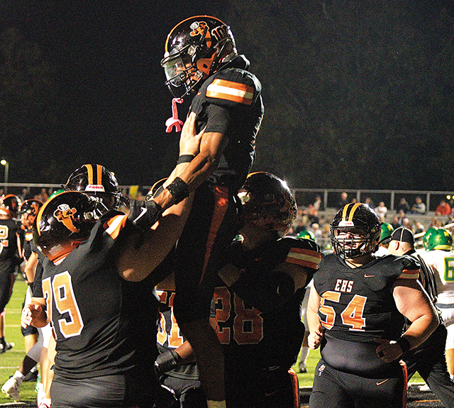 Cougars ran out of town by Cyclones | Elizabethton Star