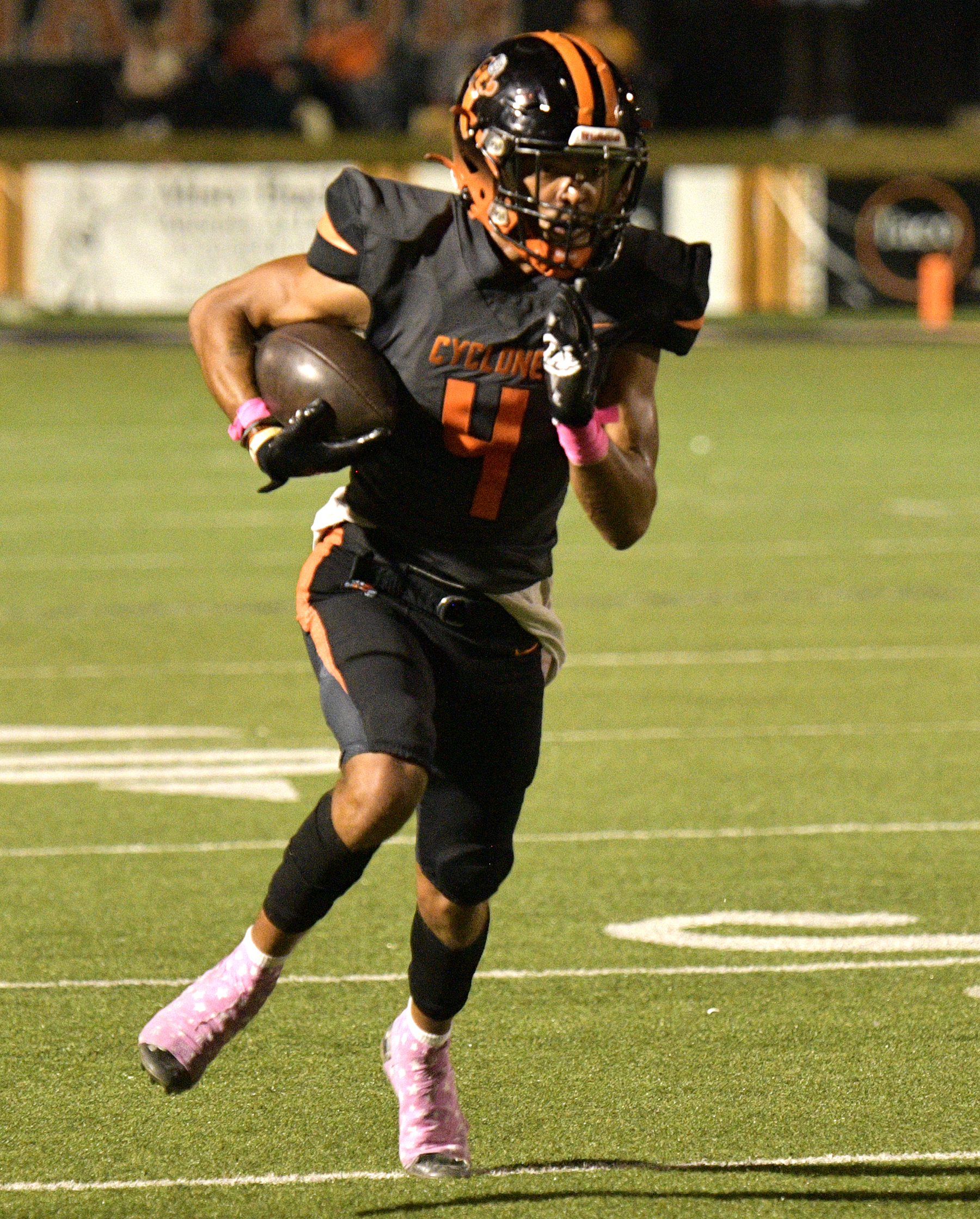 Falcons left featherless after Cyclones blow through Region 1-4A foe ...