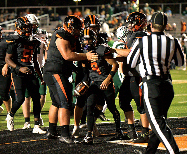 Cyclones rip wings off Hornets to advance to second round - www ...