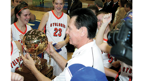 Elizabethton Lady Cyclones celebrate 10th anniversary of historic state ...