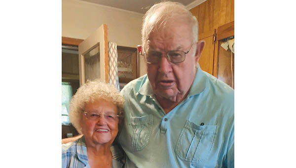 Mr. and Mrs. Claude Guinn celebrate 67th anniversary | Elizabethton Star